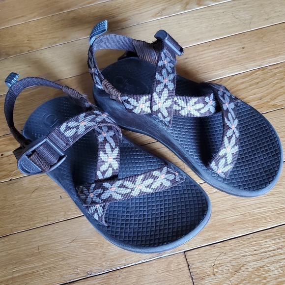 Chaco | Shoes | Girls Chacos | Poshmark